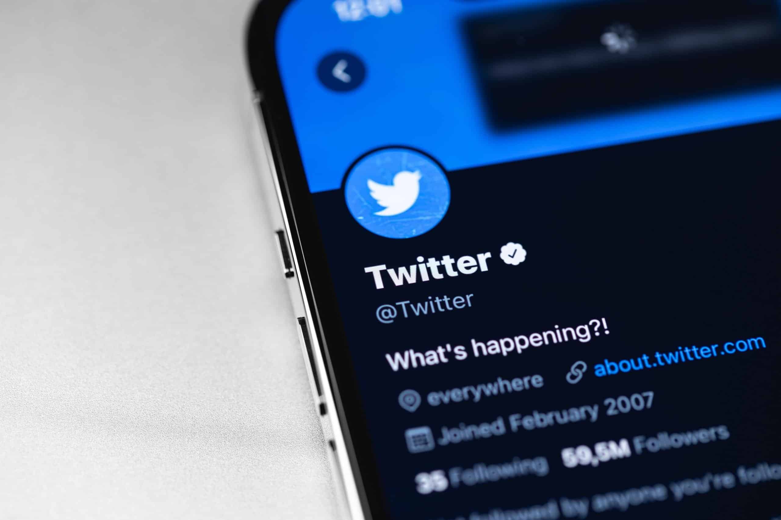 How Does Twitter Make Money - CashBlog